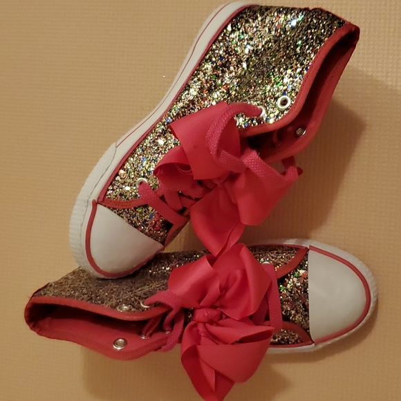 JoJo Siwa | Shoes | New Jojo Siwa Legacee Hightop Bow Sneakers Girls ...